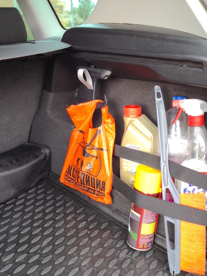 Мой вариант крюков в багажник — SEAT Altea Freetrack, 2 л, 2012 года ...