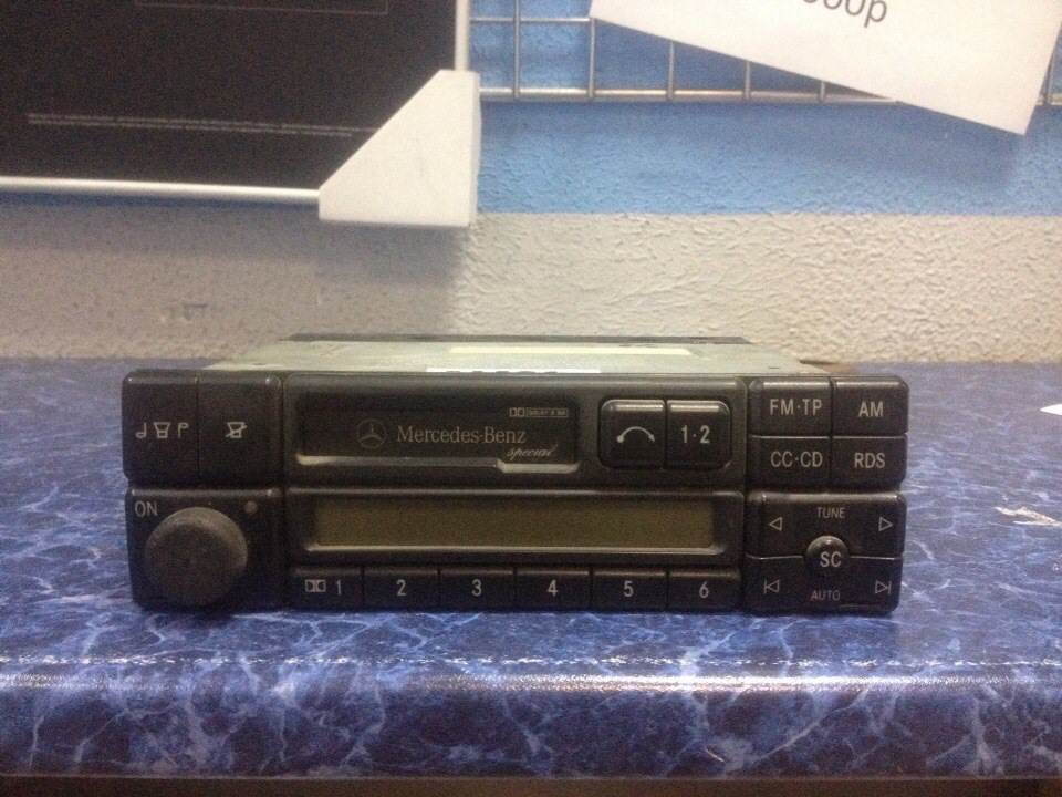 Special BE1650 vs AUDIO 10 — Mercedes-Benz E-Class (W124), 2,3 л, 1989 ...