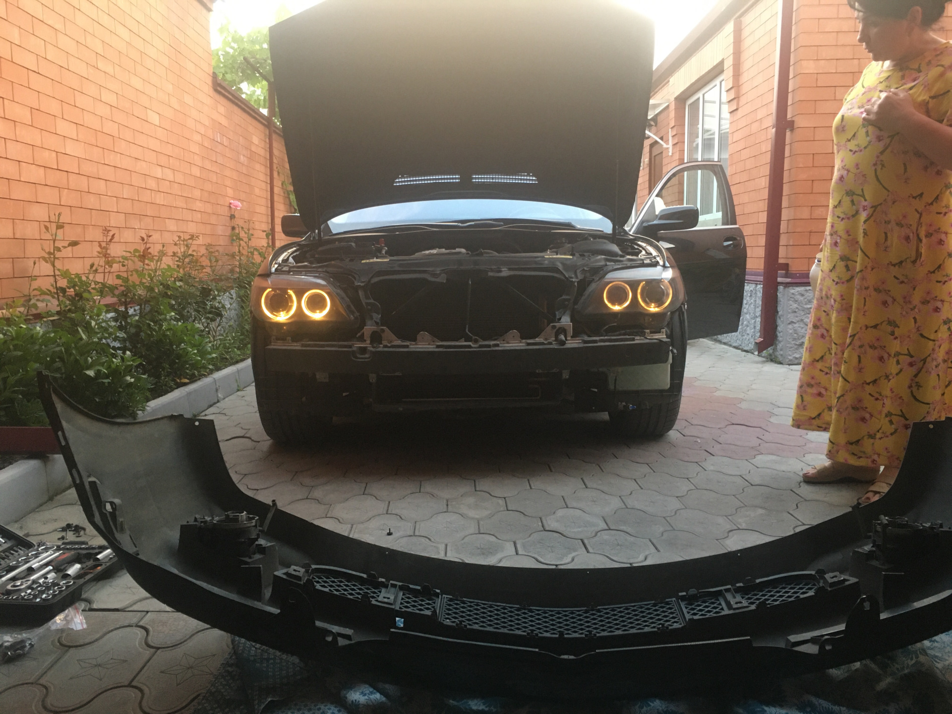 Ангельские глазки и пыльники бампера — BMW 7 series (E65/E66), 3 л ...