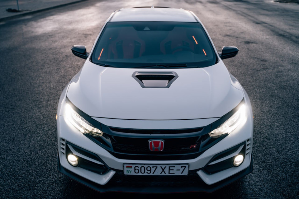 Отправляю на паркинг на консервацию — Honda Civic Type R (5G), 2 л ...