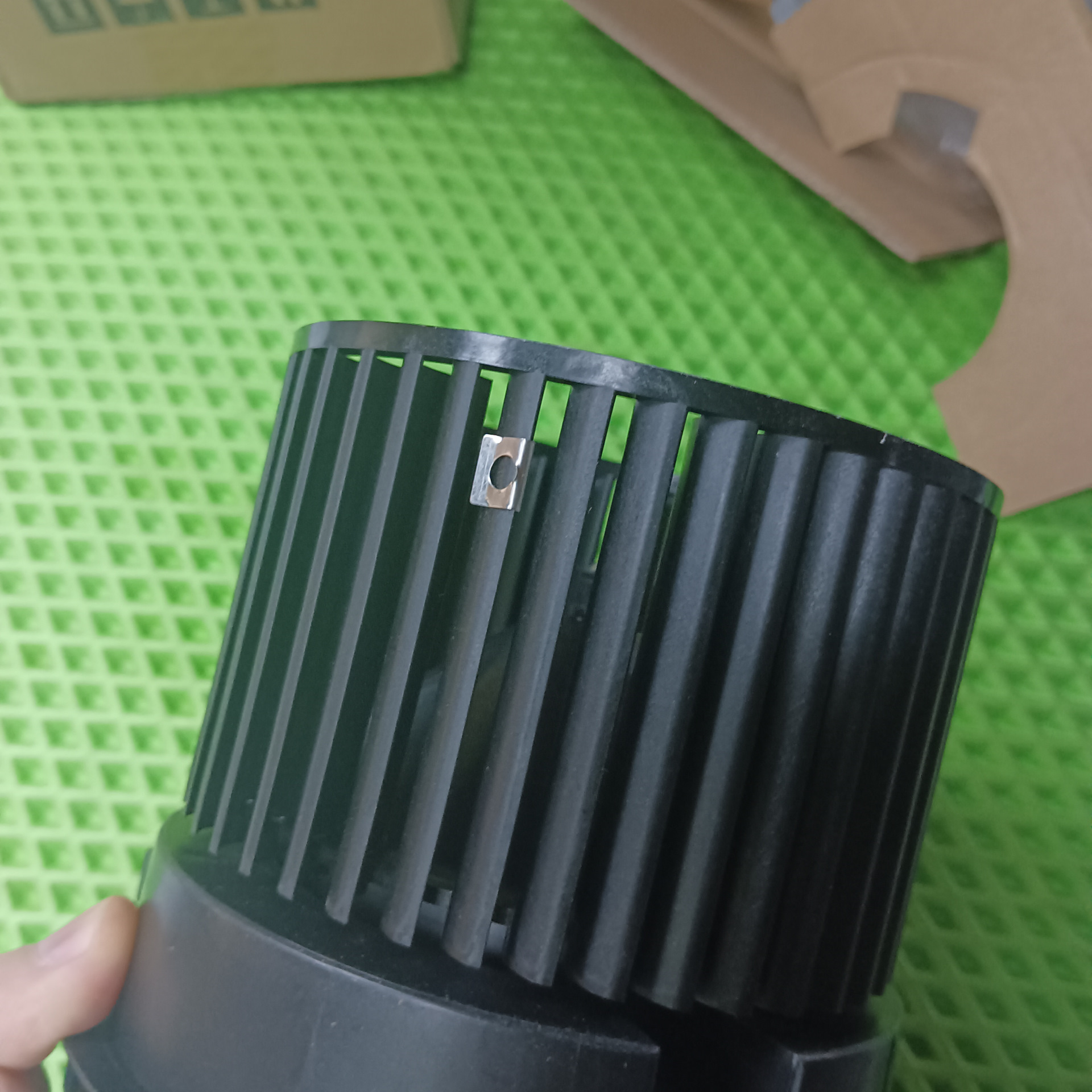 Участь многих, скрип вентилятора отопителя — Renault Sandero 2G, 1,6 л ...