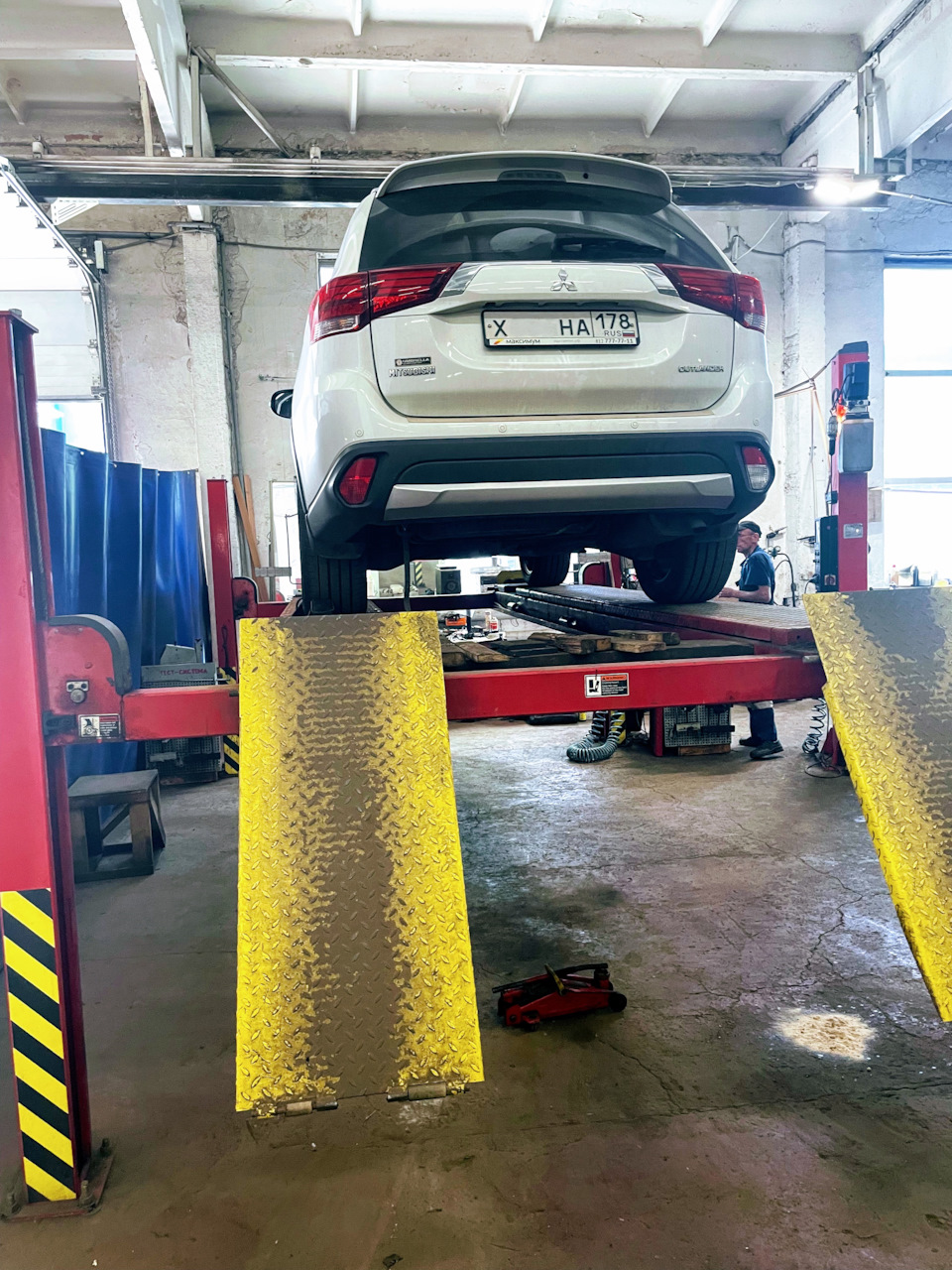 Визит на СТО — Mitsubishi Outlander (3G), 2 л, 2017 года | плановое ТО ...