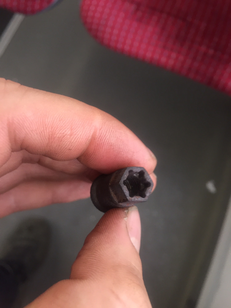 Подготовка к сборке мотора — Opel Astra J GTC, 1,4 л, 2013 года ...