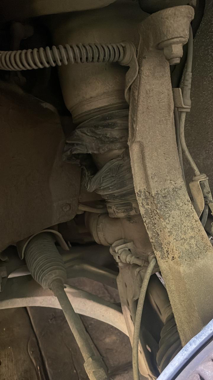 Опять стойка — Volkswagen Touareg (1G), 3,6 л, 2008 года | визит на ...