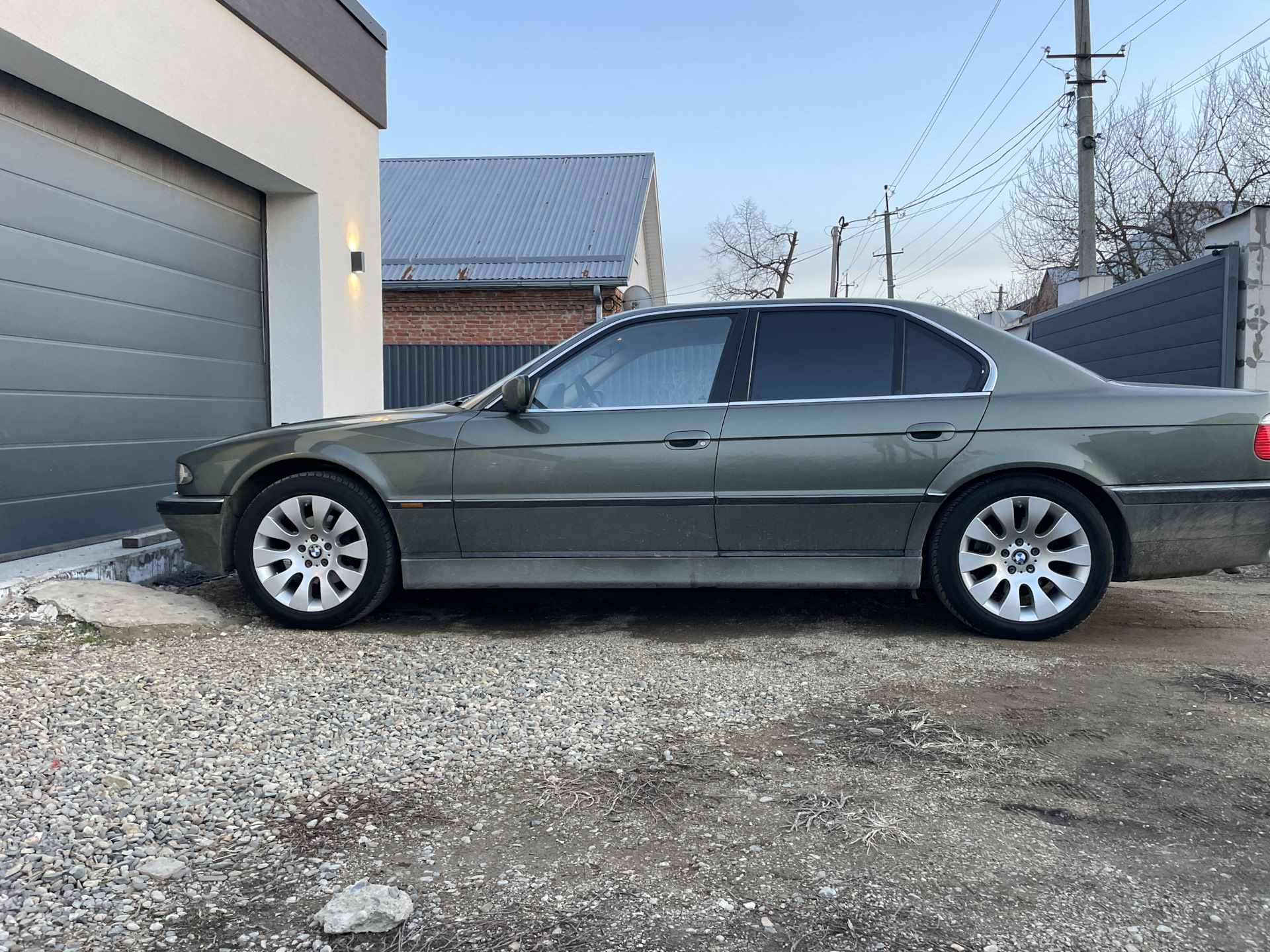 Новые диски BMW 91 стиль 235/50/R18 — BMW 7 series (E38), 3,5 л, 2000 года | колёсные диски | DRIVE2