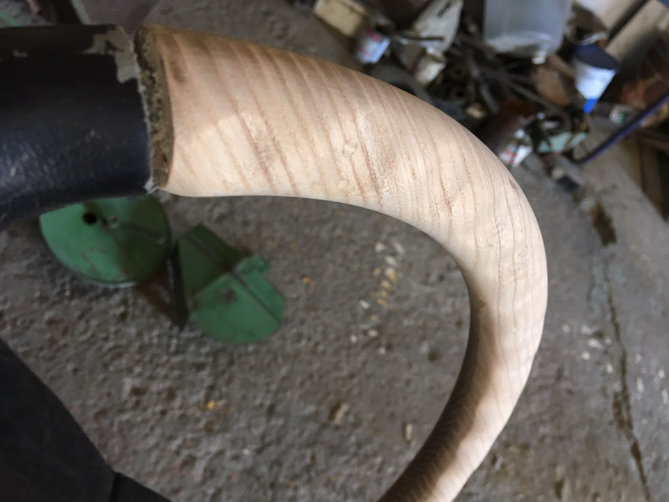 Дерево на руль+подушка с хромированным значком! — Mercedes-Benz 190 ...