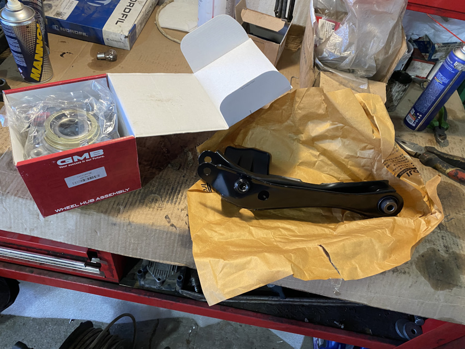 Маленький ремонтник — Infiniti FX (2G), 3,7 л, 2010 года | визит на ...