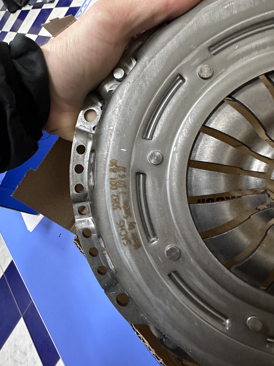 Замена сцепления Форд фокус 3 — Ford Focus III Hatchback, 1,6 л, 2012 ...