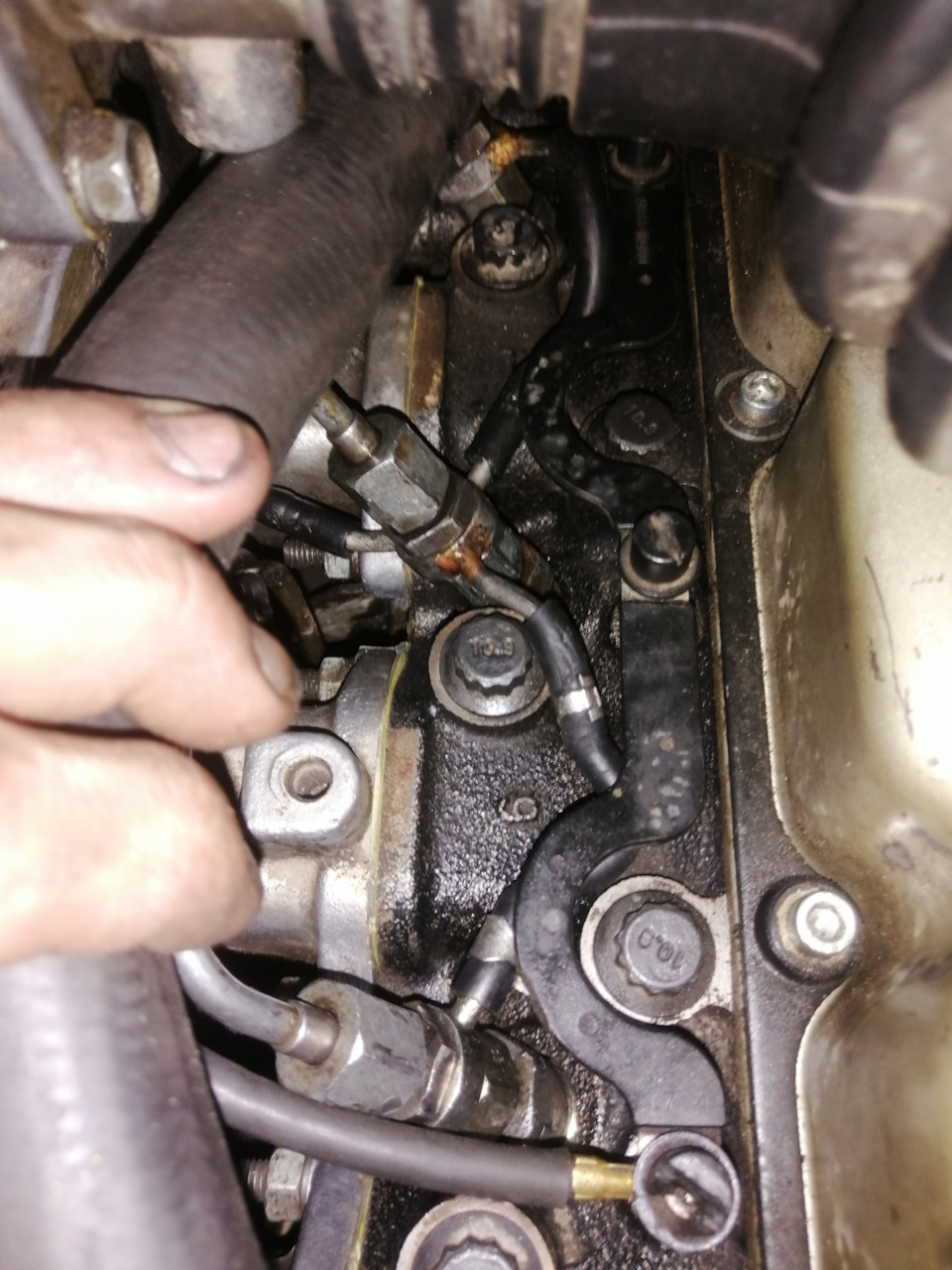 Замена распылителей — Ford Maverick I, 2,7 л, 1994 года | расходники ...