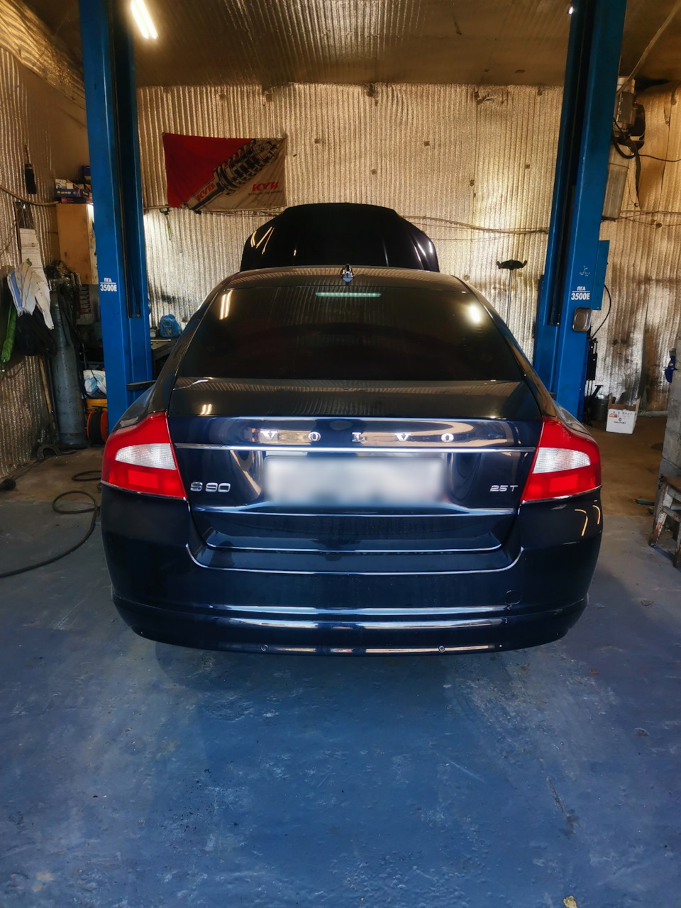 Замена передних стоек и сальников приводов — Volvo S80 (2G), 2,5 л ...