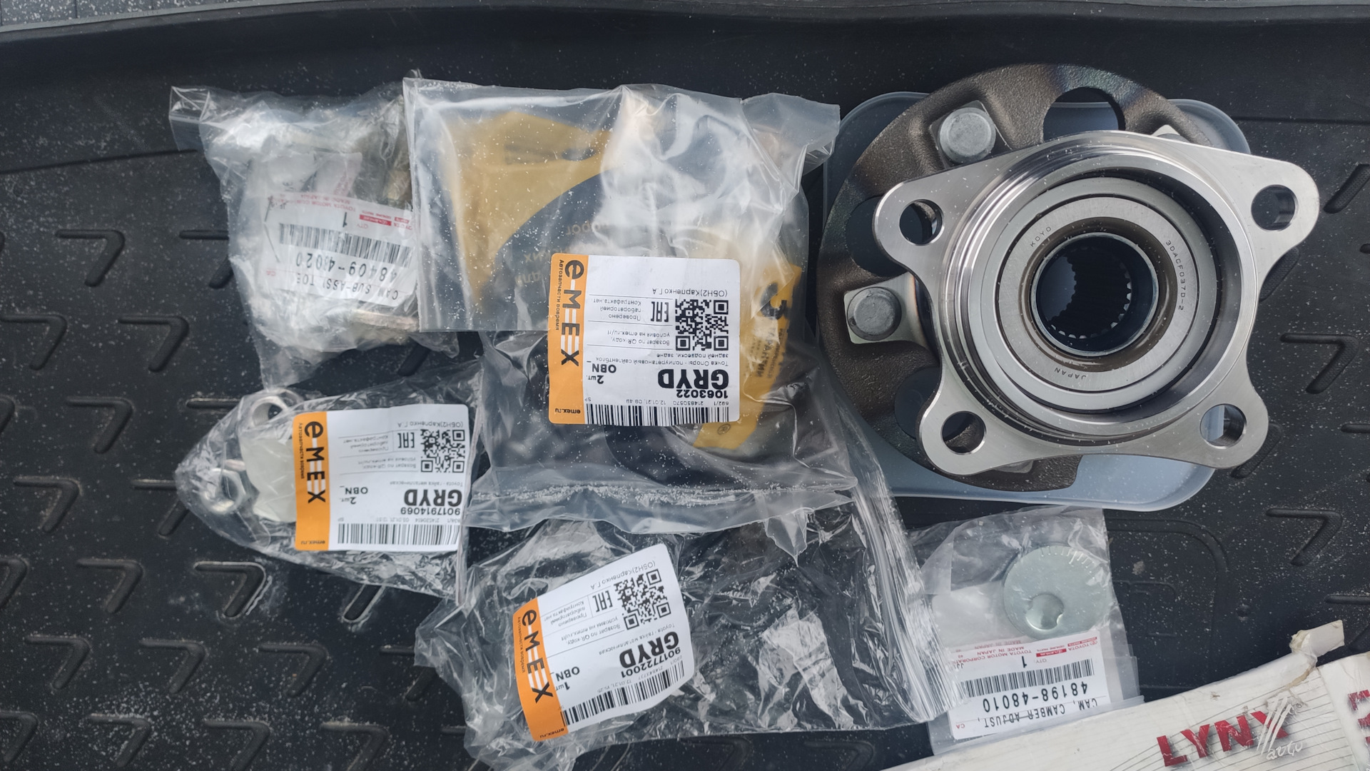 Замена ступицы и развальных болтов. Сход развал — Lexus RX 400h (2G), 3 ...