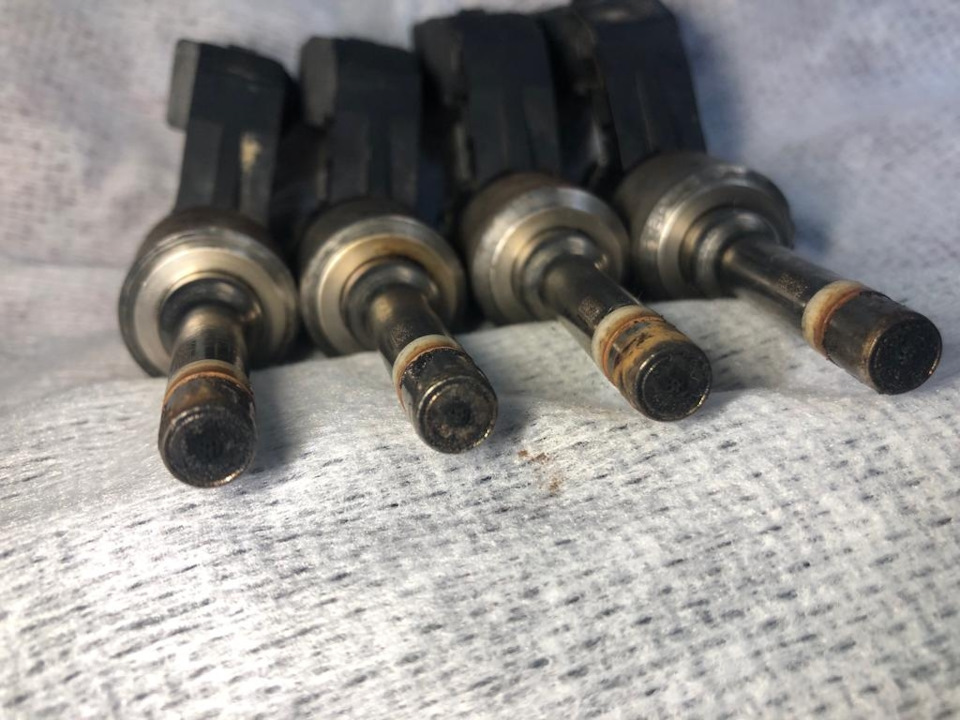 Замена расходников, чистка впуска — Volkswagen Jetta VI, 1,4 л, 2011 ...