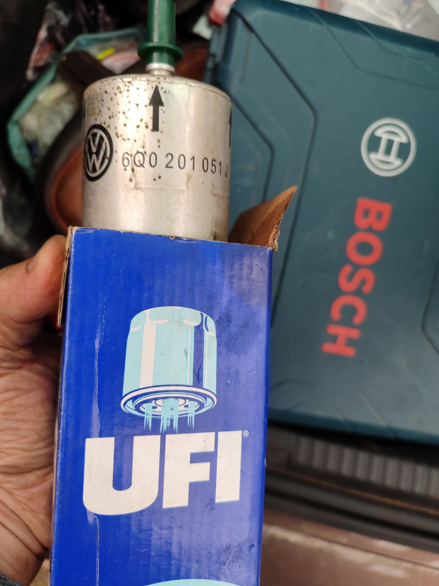 Замена топливного фильтра — Skoda Rapid (1G), 1,6 л, 2017 года ...