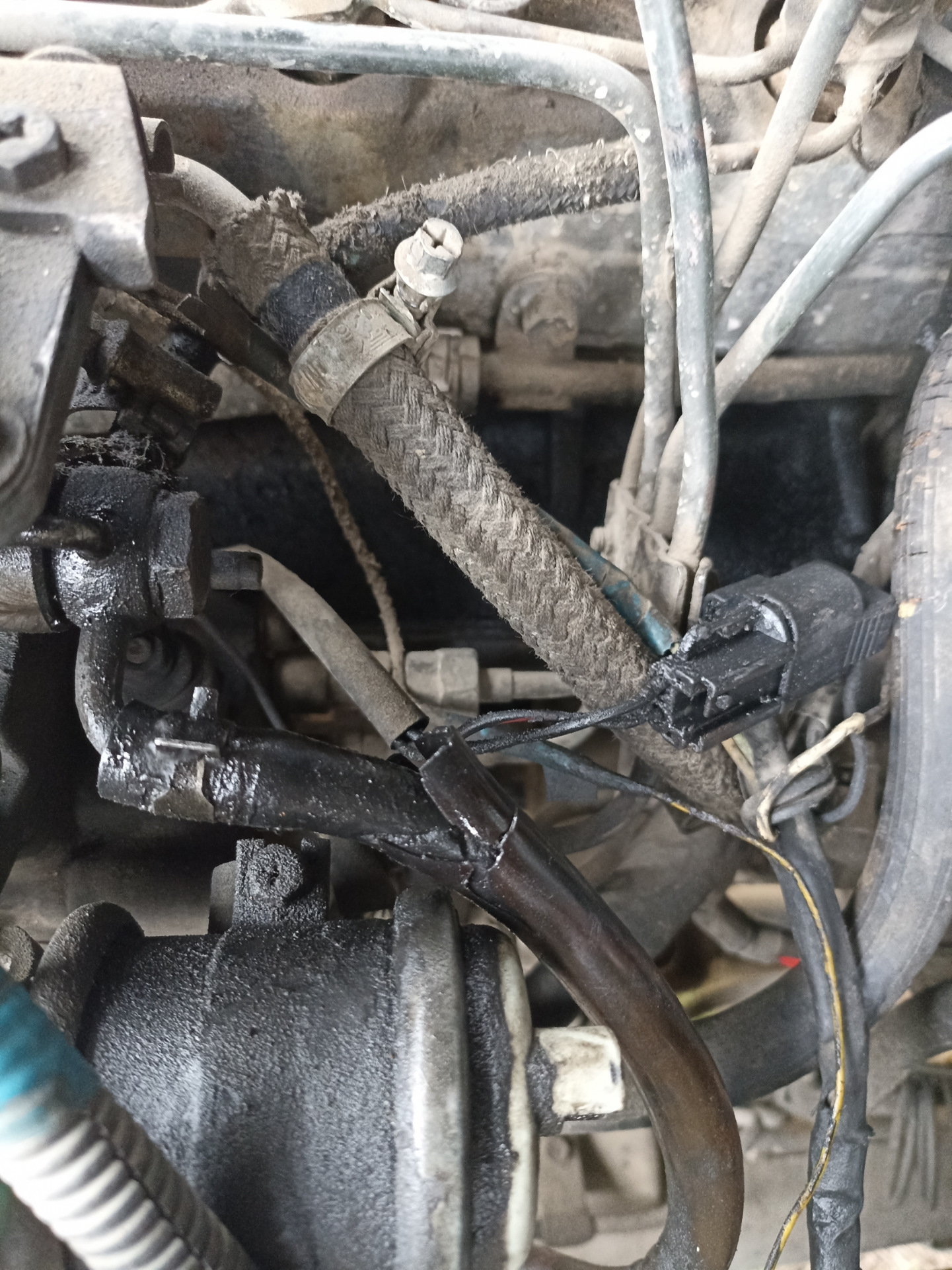 Памятка. Масло. Фильтра… Шланги — Hyundai Galloper, 2,5 л, 2001 года ...