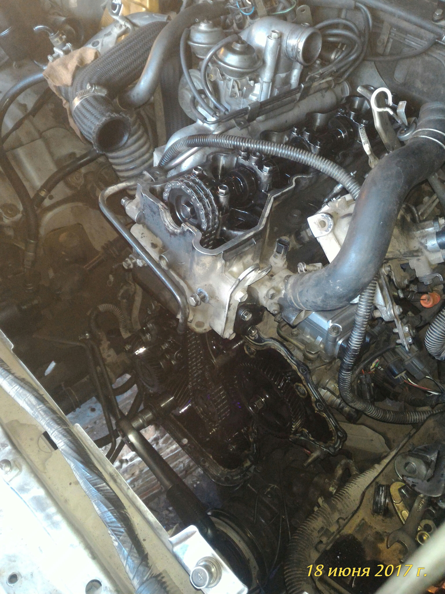 Замена цепи ГРМ на 4M40 ручками — Mitsubishi Pajero (2G), 2,8 л, 1996 ...