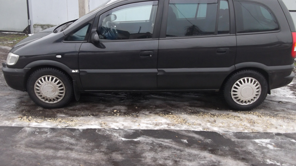 Подлокотник — Opel Zafira A, 1,8 л, 2000 года | аксессуары | DRIVE2