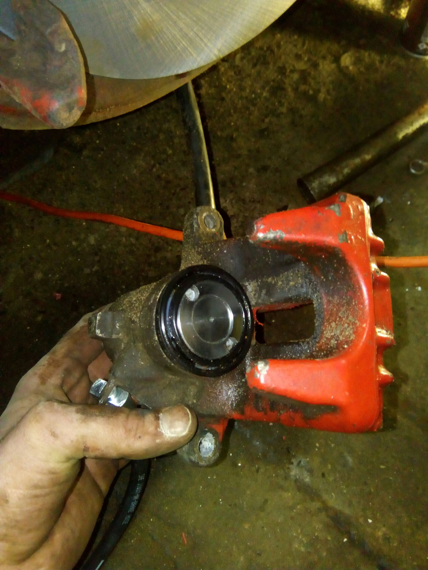 Задние тормозилки… — Audi A4 (B6), 1,8 л, 2003 года | своими руками ...