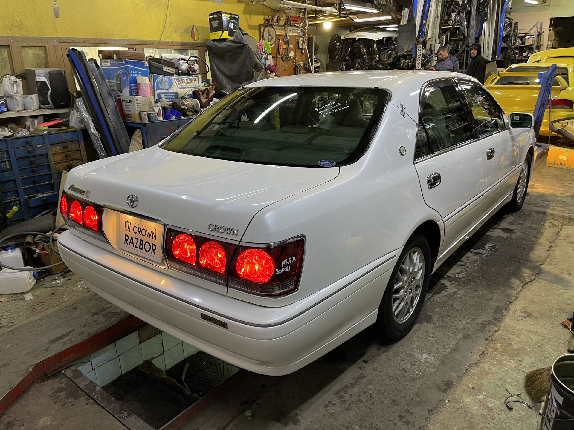 Toyota Crown JZS175 Athlete G, в наличии во Владивостоке — Crown_Razbor ...