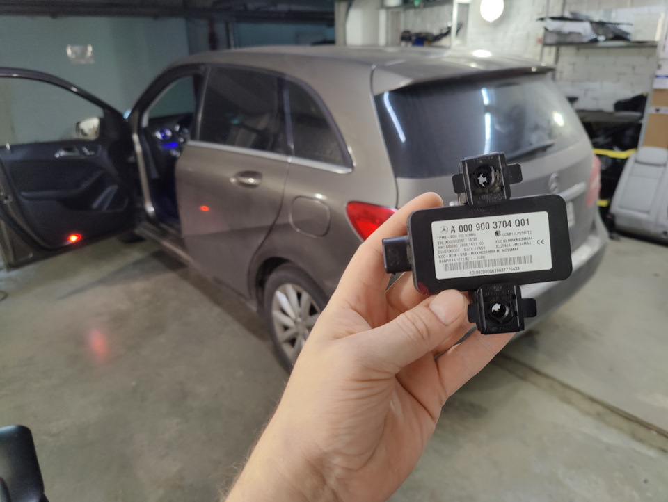 A0009003704 Блок управления контроля давления шин. Mercedes | Запчасти ...