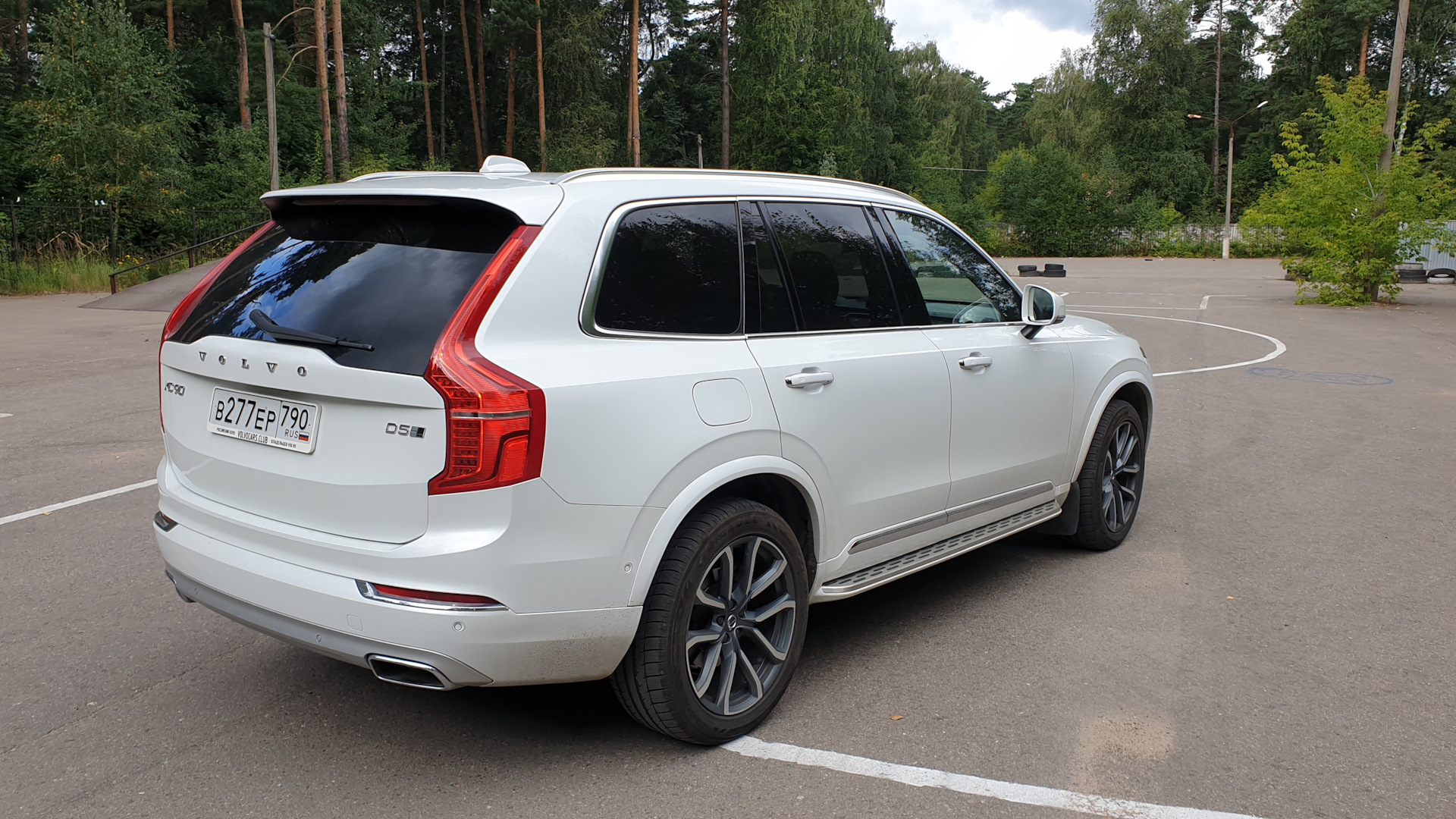 Volvo XC90 (2G) 2.0 дизельный 2016 | White Pearl на DRIVE2
