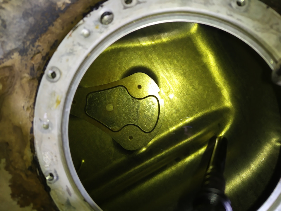 Замена топливного фильтра — Lexus ES (XV60), 2,5 л, 2013 года | своими ...