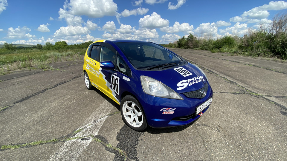 Honda Fit (2G) 1.3 бензиновый 2008 | Spoon на DRIVE2