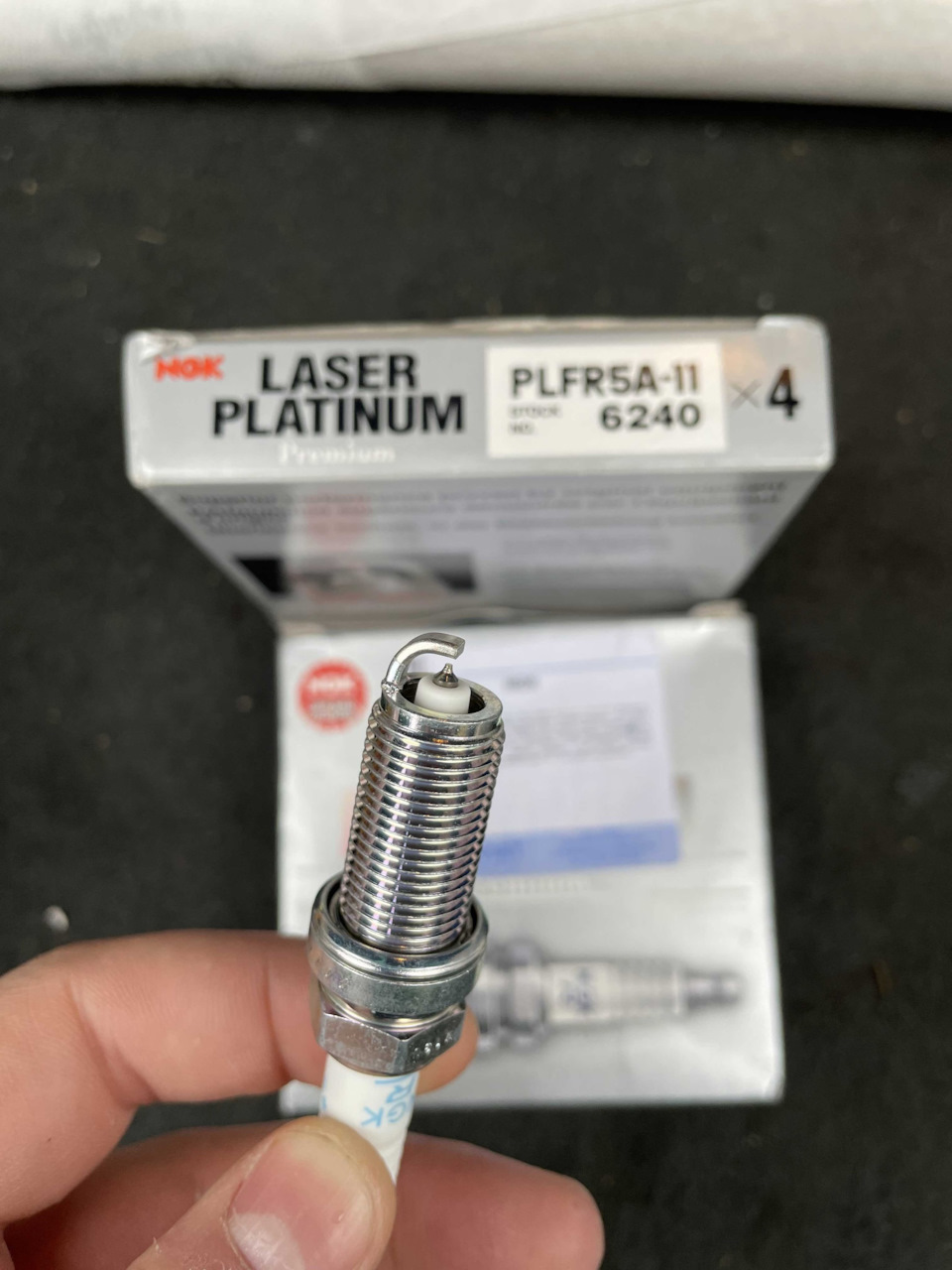 Свечи NGK PLFR5A-11 (серия Laser Platinum) арт. 6240 — Peugeot 406 ...