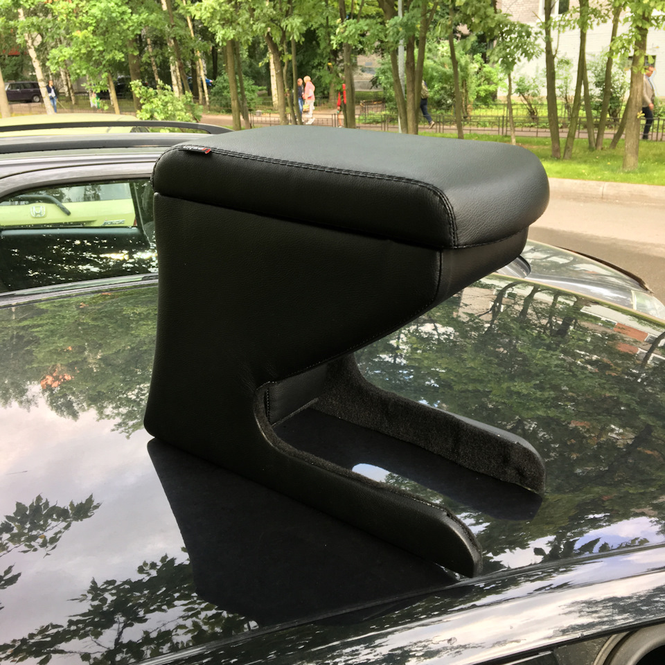 Подлокотник Restin — Volkswagen Polo Sedan, 1,6 л, 2018 года | тюнинг ...