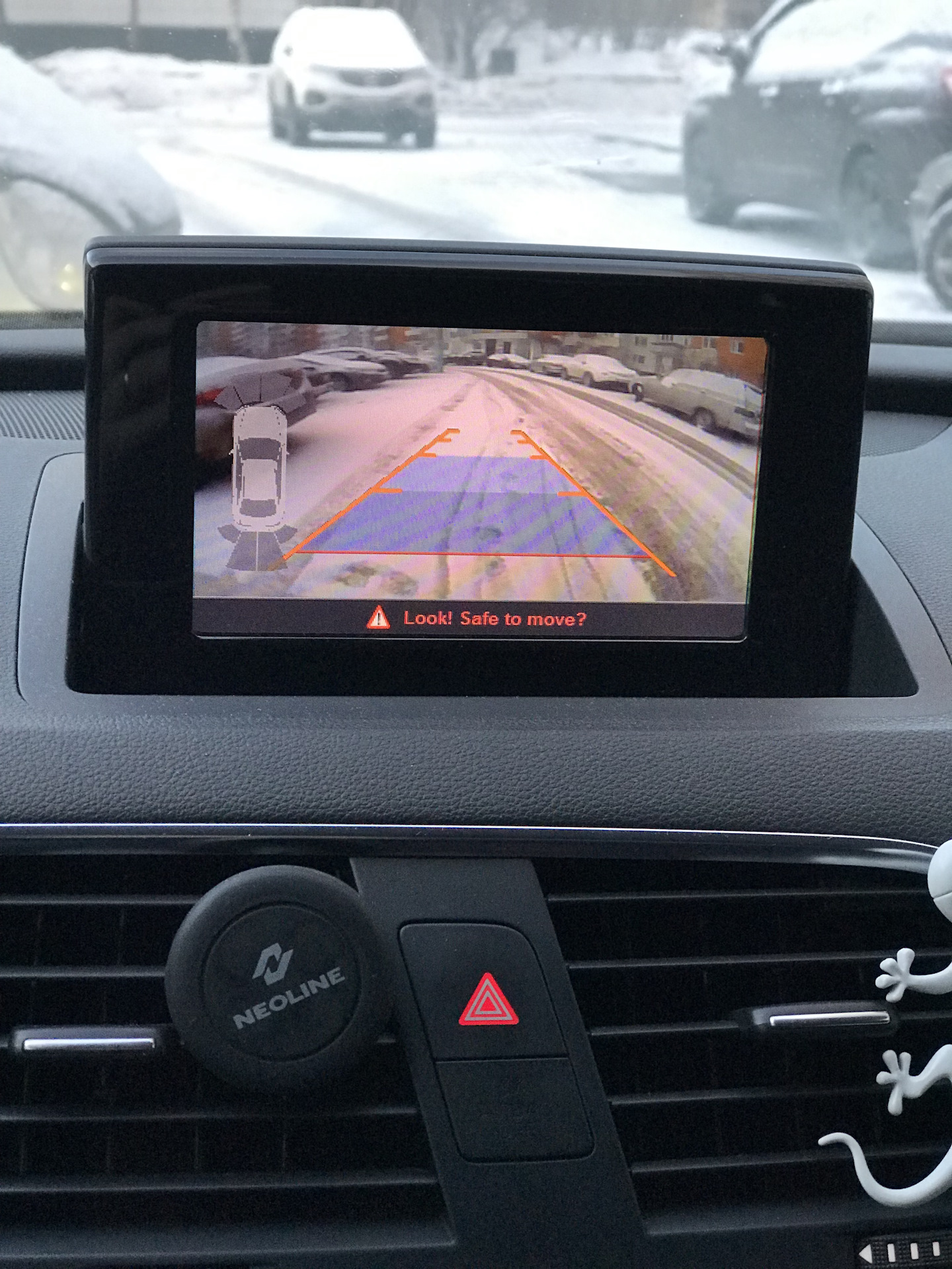 Камера заднего вида. — Audi Q3 (1G), 2 л, 2012 года | визит на сервис ...