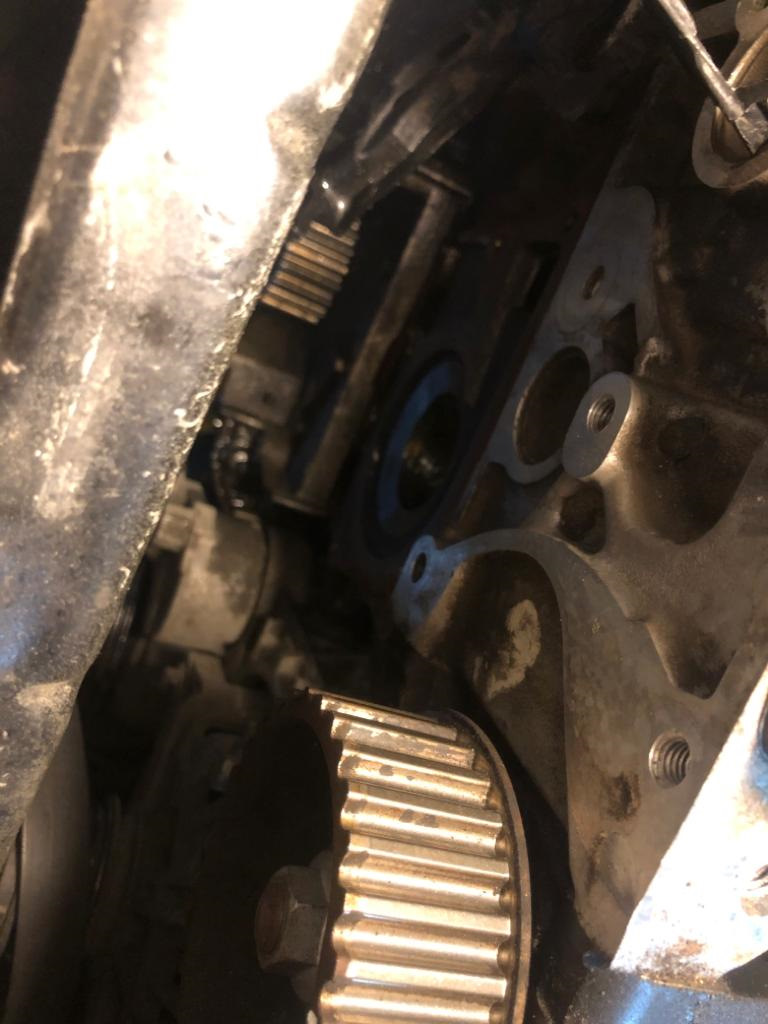 Замена ГРМ, помпы, приводного, роликов и сальников — Renault Megane ...