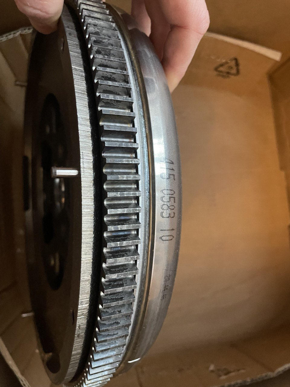 Замена сцепления и маховика — Volkswagen Passat B8, 2 л, 2016 года ...