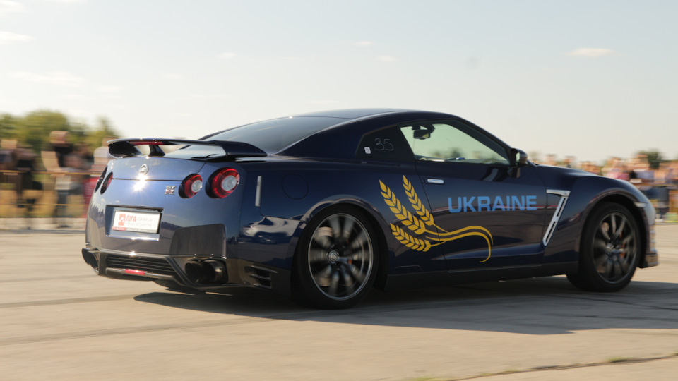 Nissan GT-R (R35) 3.8 бензиновый 2015 | stage1 (cobb) на DRIVE2