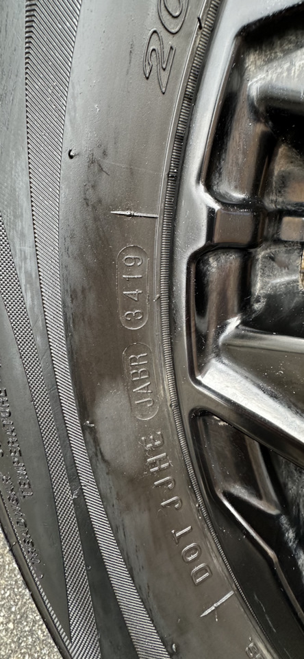 Шины летние Nexen 205/65 R16, литые диски Kik 6Jx16 ET43 5x114,3. Б/у ...
