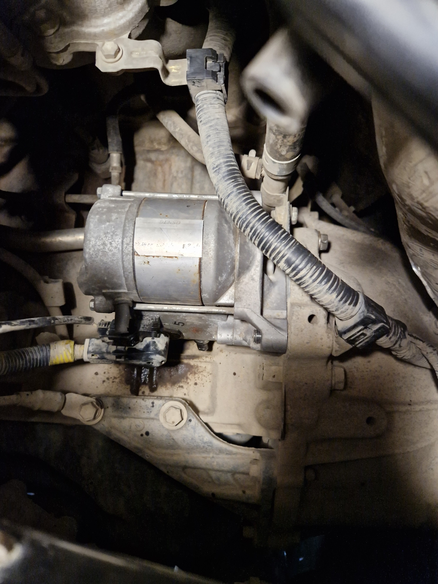 Шринкфляция стартера — Toyota Hilux Surf (4G), 2,7 л, 2004 года ...