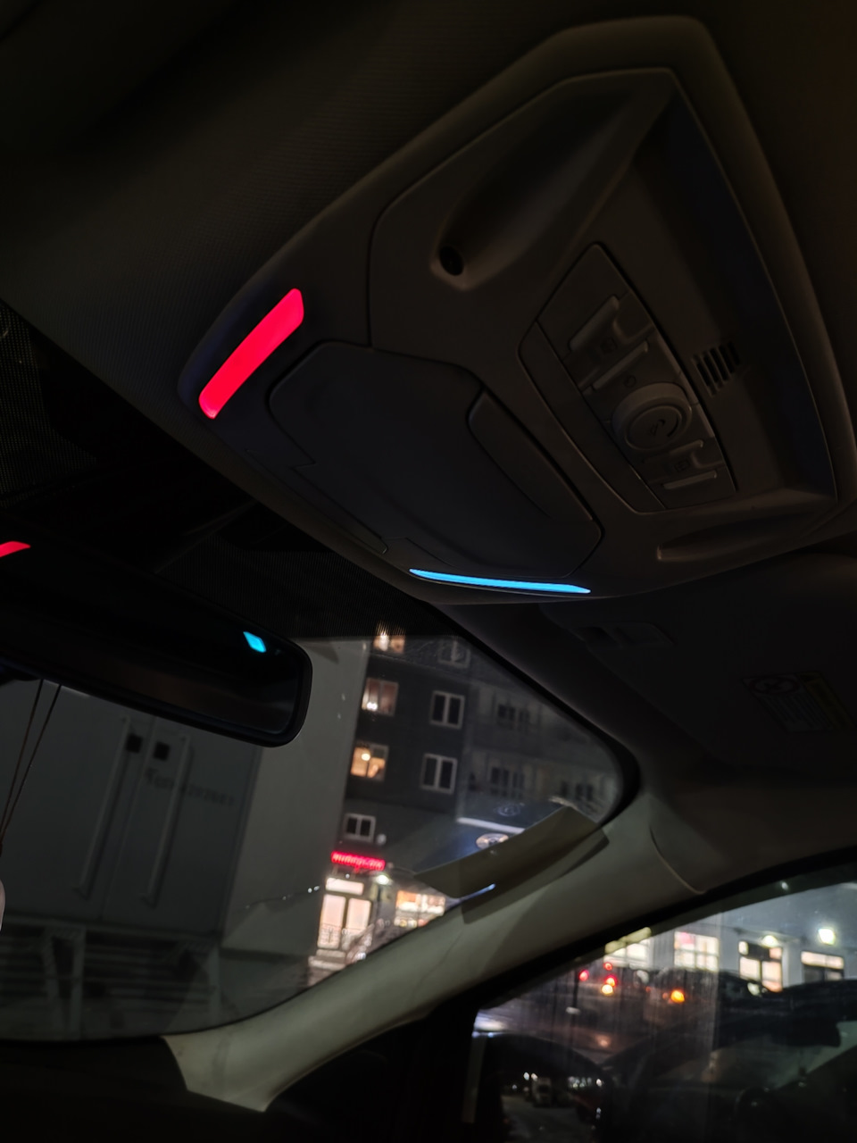 LED подсветка — Ford Kuga (2G), 9,9 л, 2014 года | электроника | DRIVE2