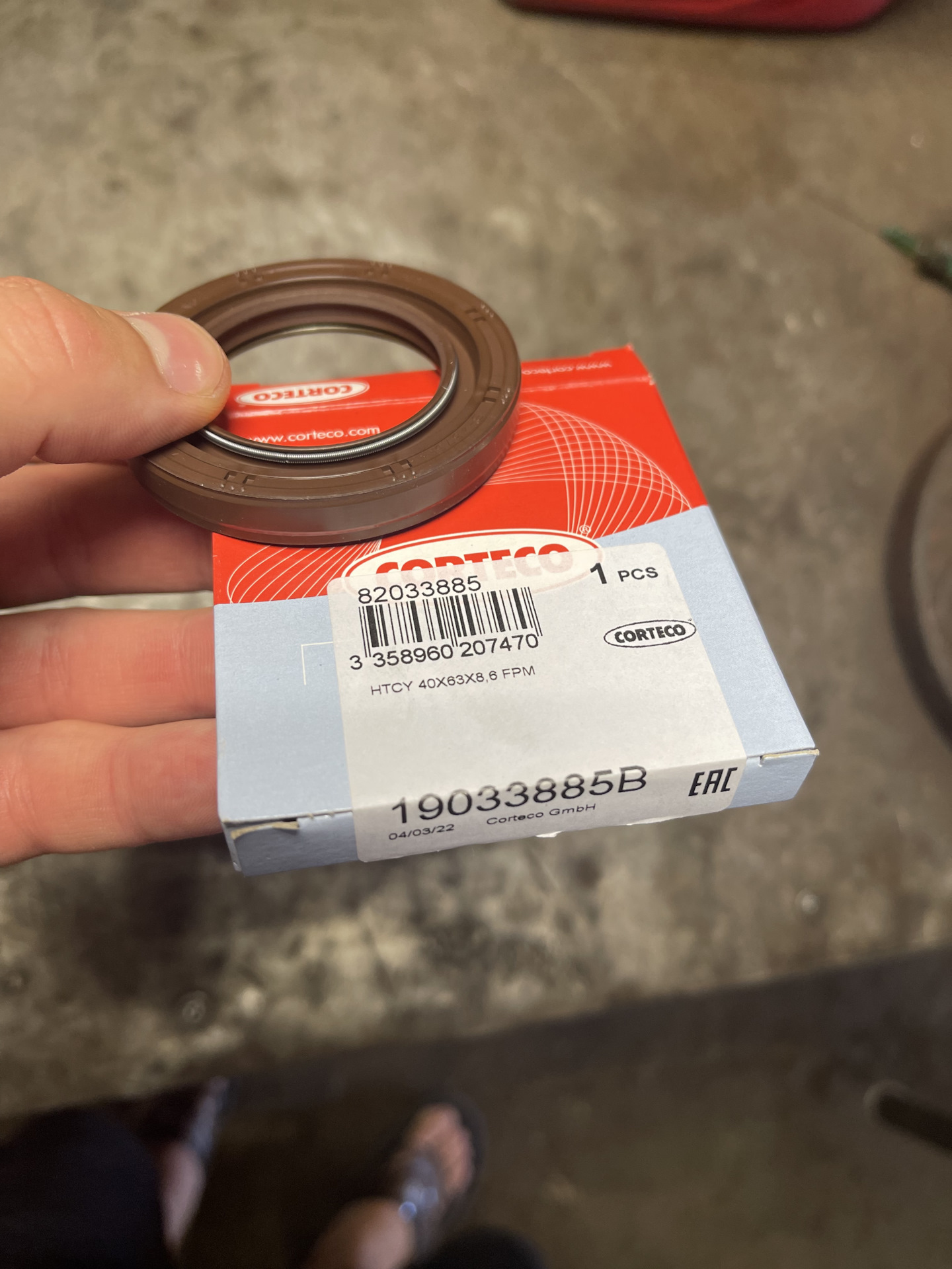 Сальник полуоси. Замена масла в АКПП. Осмотр бака. — Peugeot 407 SW, 2 ...