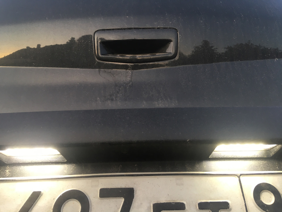 Подсветка номера — Renault Megane II, 1,6 л, 2008 года | своими руками ...