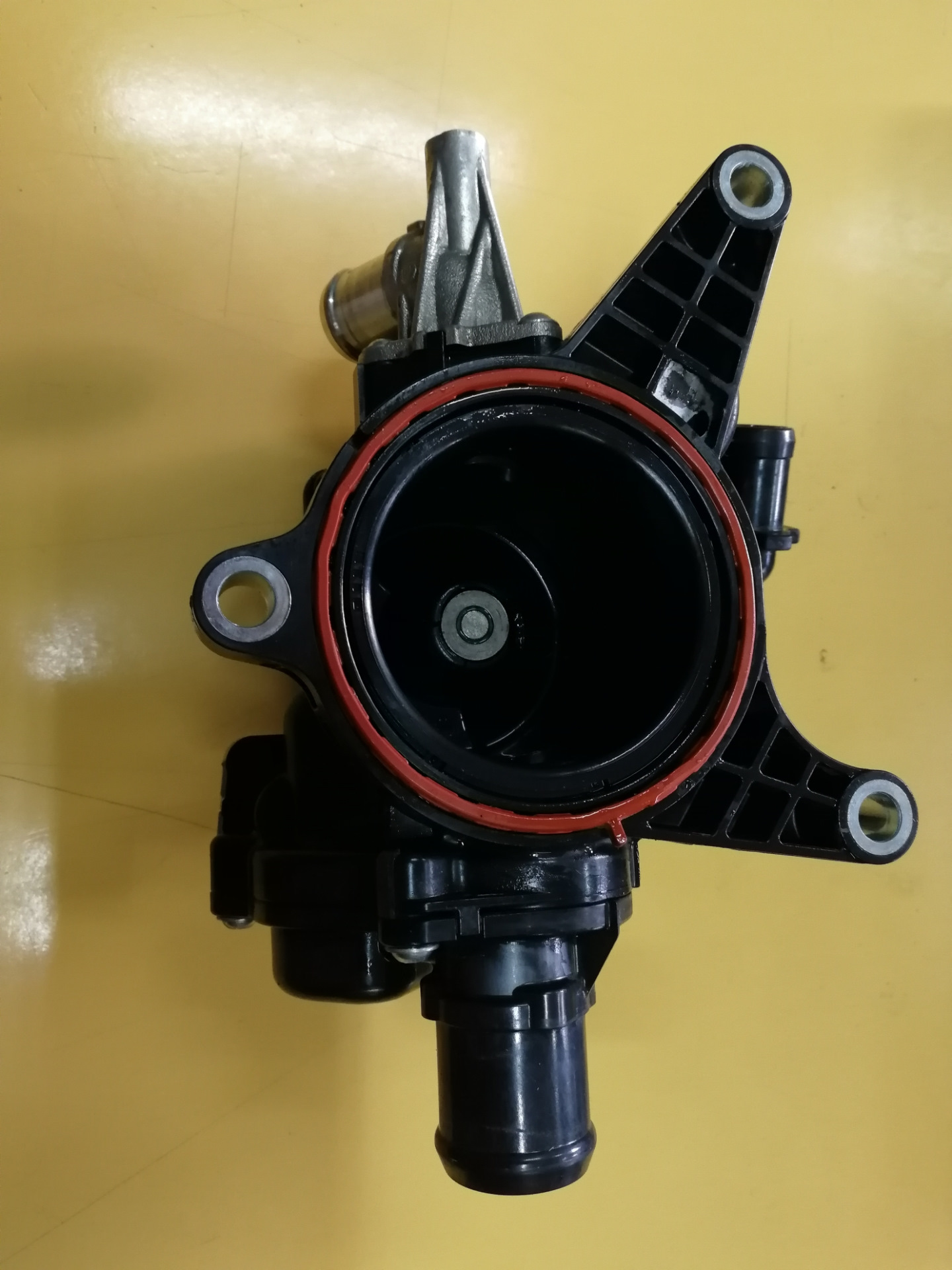 Замена электронного термостата — Subaru Forester (SK), 2,5 л, 2019 года ...