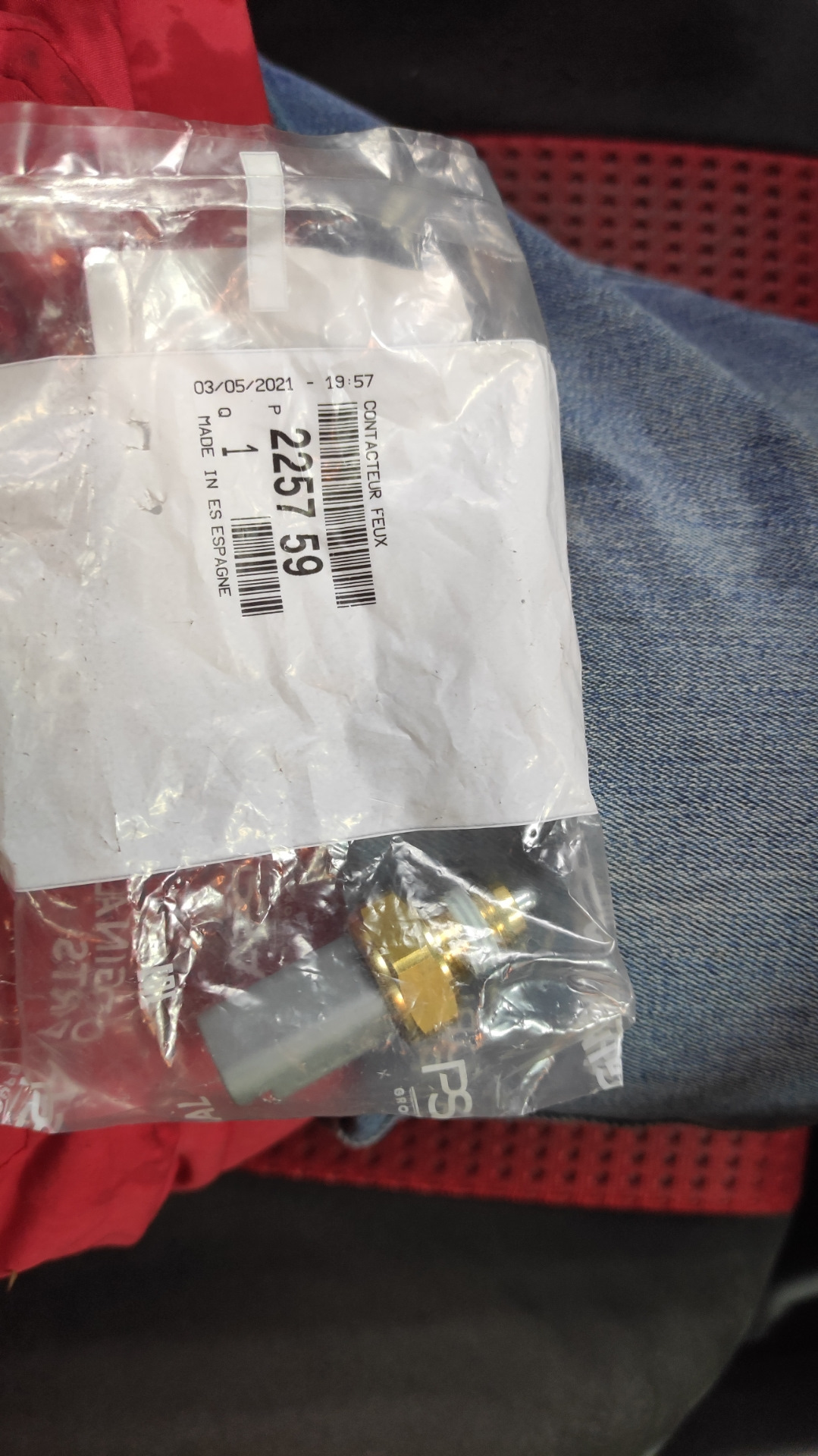 Замена фильтров, замена шаровой опоры, датчик заднего хода, масло в ...