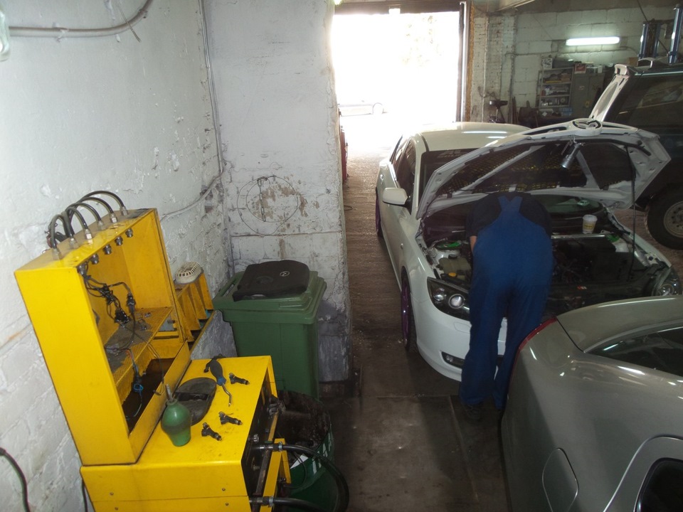 чистка дросселя и форсунок в ультрозвуковой ване — Mazda 3 (1G) BK, 2,5 ...