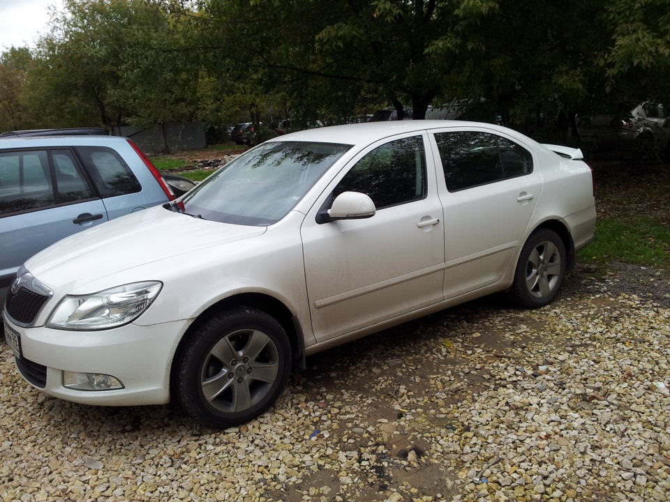 Теперь и я со спойлером ) — Skoda Octavia A5 Mk2, 1,8 л, 2012 года ...
