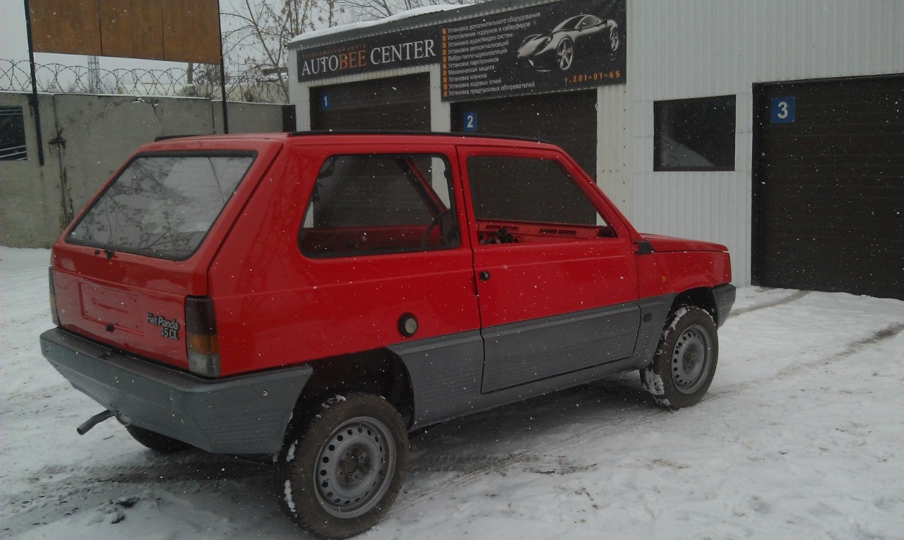 Еще раз фото на улице, после покраски. — FIAT Panda (1G), 1 л, 1985 ...