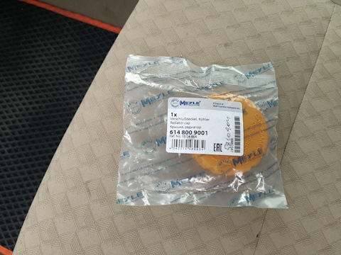 1304666 Крышка расширительного бачка / FORD, Opel | Запчасти на DRIVE2