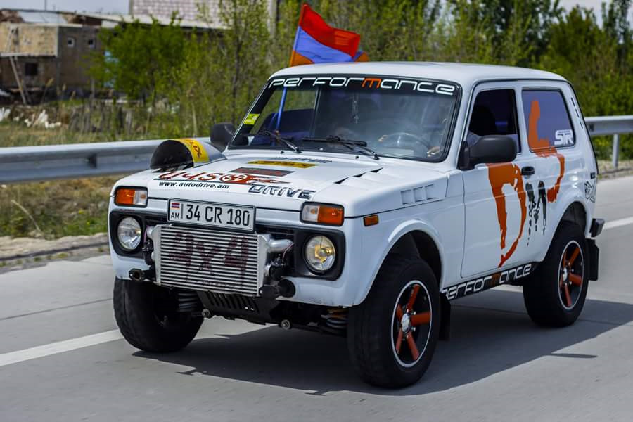 Drag racing — Lada 4x4 3D, 1,7 л, 2008 года | тюнинг | DRIVE2