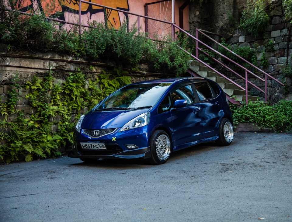 Новые фото =) — Honda Fit (2G), 1,5 л, 2009 года | фотография | DRIVE2