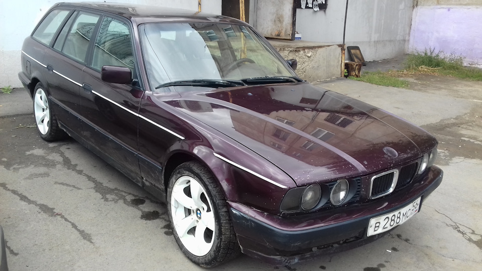BMW 5 series Touring (E34) 3.0 бензиновый 1993 | 530 V8 злой овощевоз ...