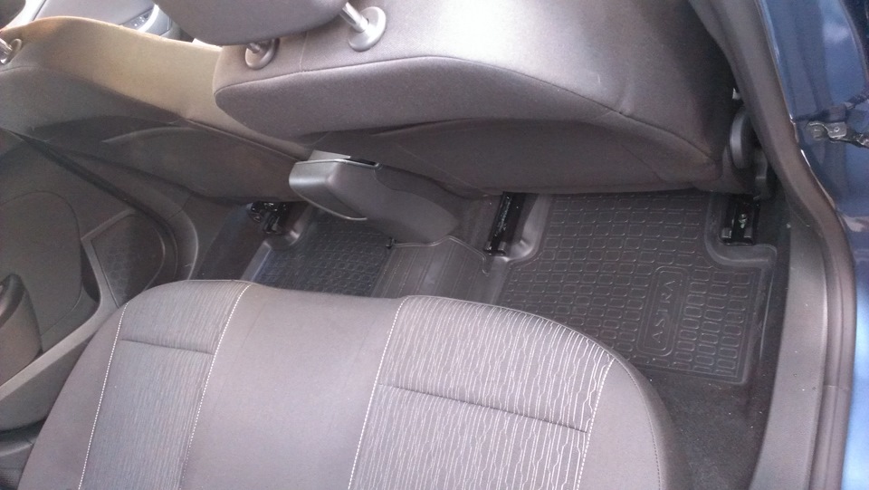 =Коврики в салон= — Opel Astra J, 1,6 л, 2013 года | аксессуары | DRIVE2