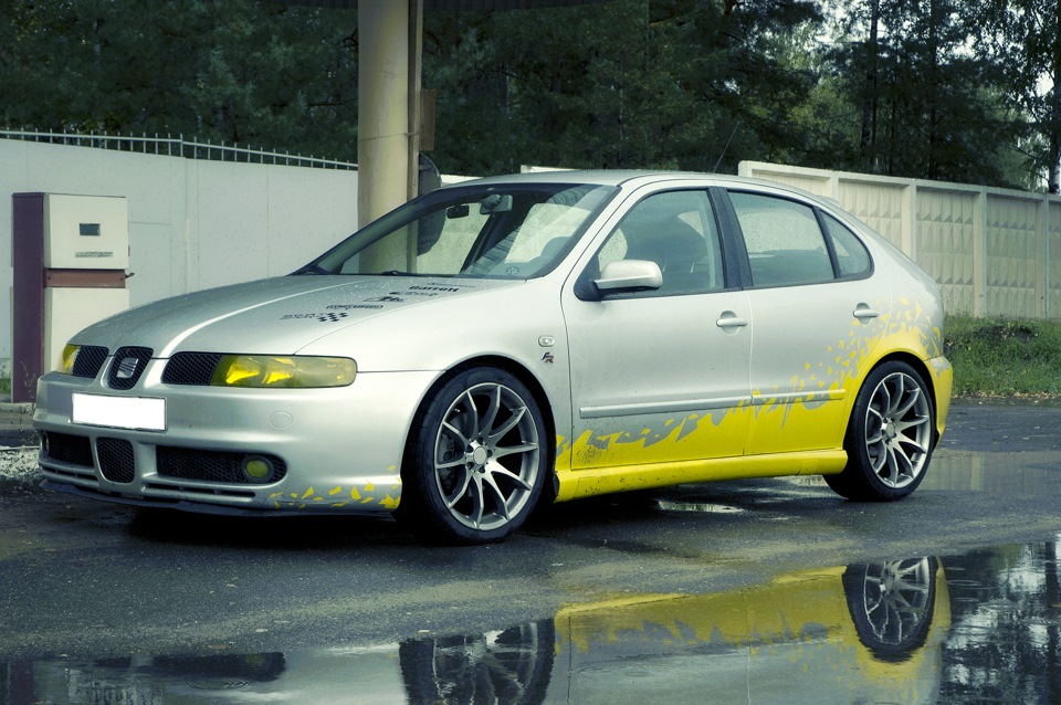 Фотосет "Ретрозаправка" — SEAT Leon FR (Mk1), 1,9 л, 2002 года ...