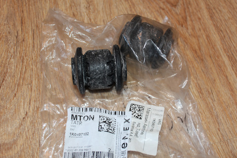 1K0407182 Сайлентблок VW Passat B6 VAG | Запчасти на DRIVE2