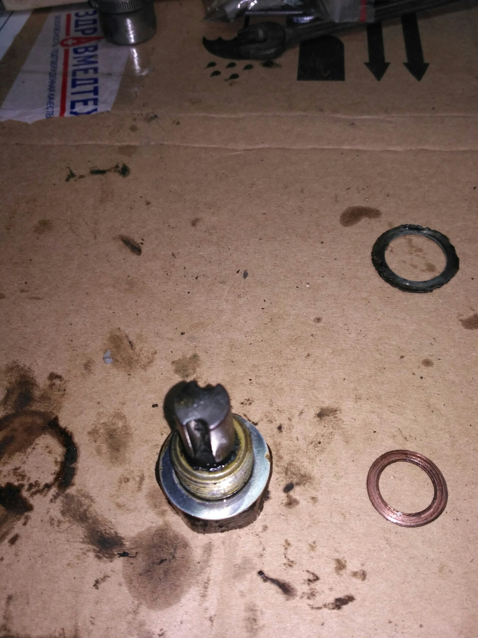 Поменял масло везде — Mitsubishi Pajero Sport (1G), 2,5 л, 2000 года ...